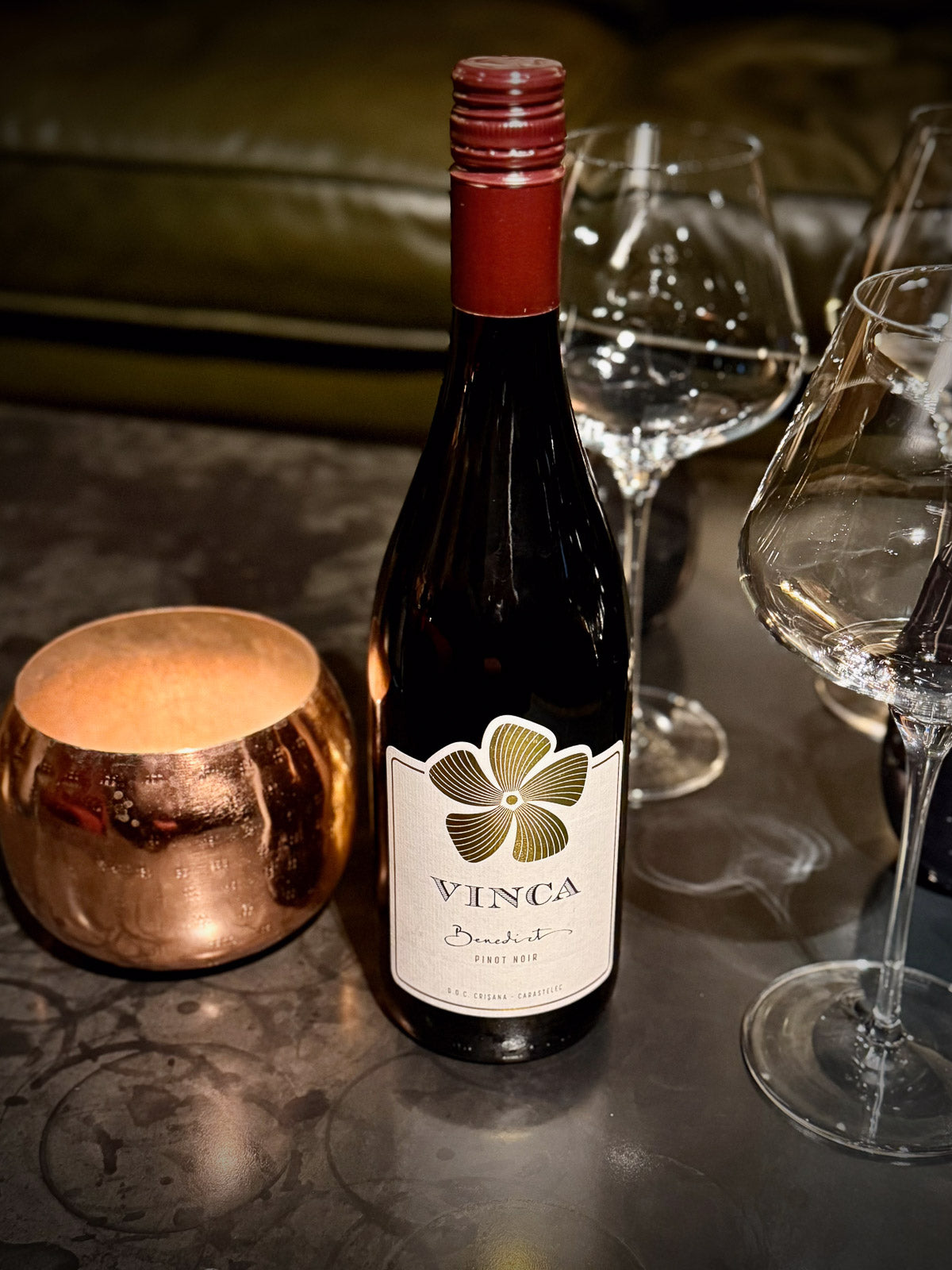 Vinca Benedict Wein: Pinot Noir Crisana DOC – tresmundi